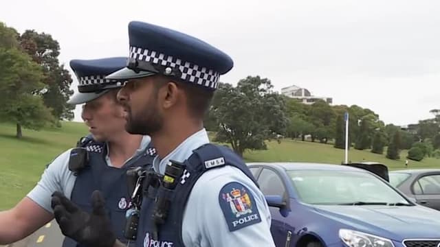 Watch Police Ten 7 S24:E01 - Episode 1 Free TV | Tubi