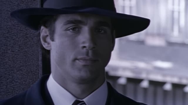 Watch Highlander S02:E06 - The Zone - Free TV Shows | Tubi