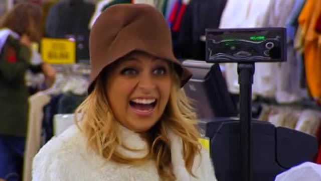 Watch The Simple Life S03:E06 - Broadcasting Free TV | Tubi