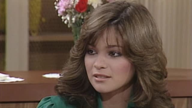 Watch One Day at a Time Season 8 - Free TV Shows | Tubi