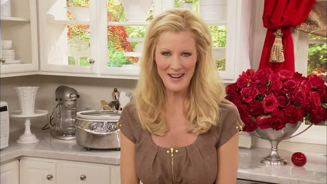 Watch Semi-Homemade Cooking With Sandra Lee S15:E02 - English Feast ...