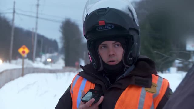 Watch Wardens S10:E09 - Frigid Fun - Free TV Shows | Tubi