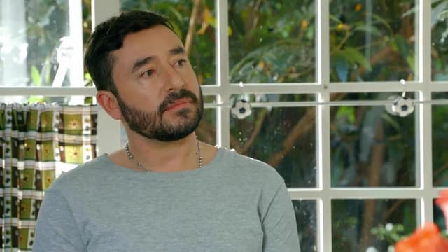 Watch Infieles S01:E23 - La Rusa - Free TV Shows | Tubi