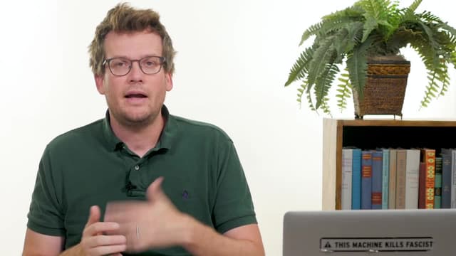 Watch Crash Course: Literature S02:E04 - Slaughterhouse-Five Free TV | Tubi