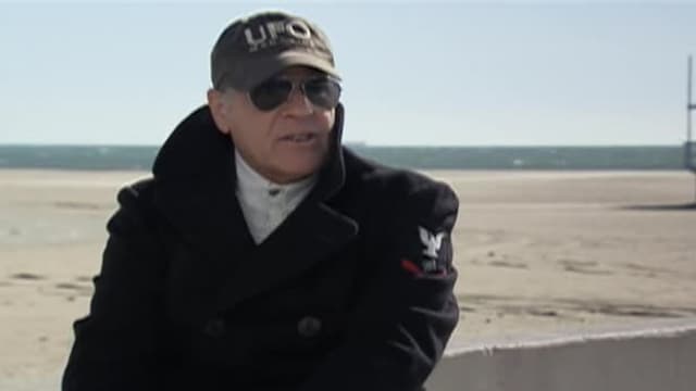 Watch UFO Files S03:E01 - Deep Sea UFOs: Red Alert - Free TV Shows | Tubi
