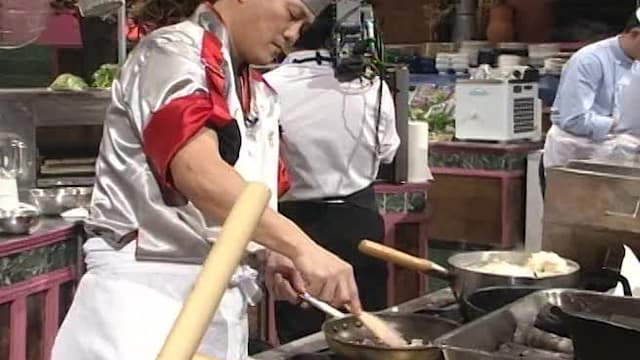 Watch Iron Chef S02:E19 - King Crab - Free TV Shows | Tubi