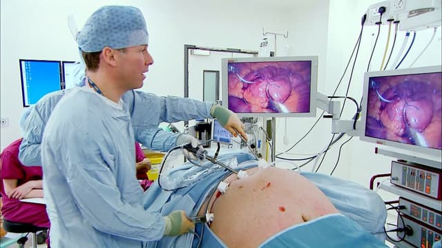 Watch Fat Doctor S04:E09 - Shaun & Vanessa - Free TV Shows | Tubi