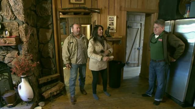Watch Buying the Bayou S02:E06 - Cajun Cabins - Free TV Shows | Tubi