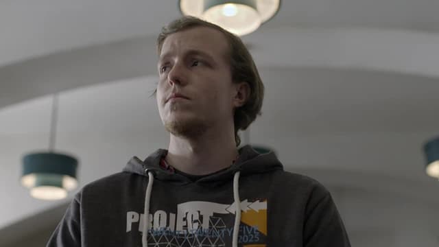 Watch La Vida Y Obra Del Juez Adam Klos (Doblado) S02:E03 - Free TV | Tubi