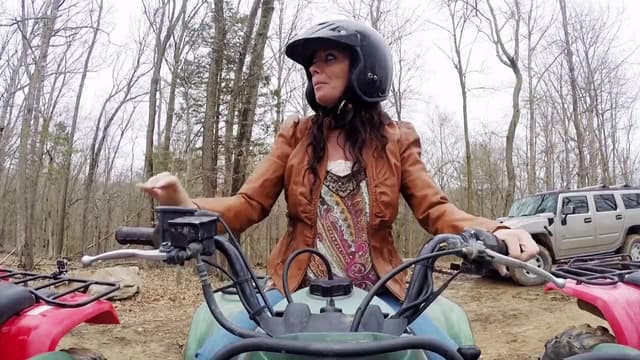 Watch Gypsy Sisters S04:E06 - The Call That Changed It All - Free TV ...