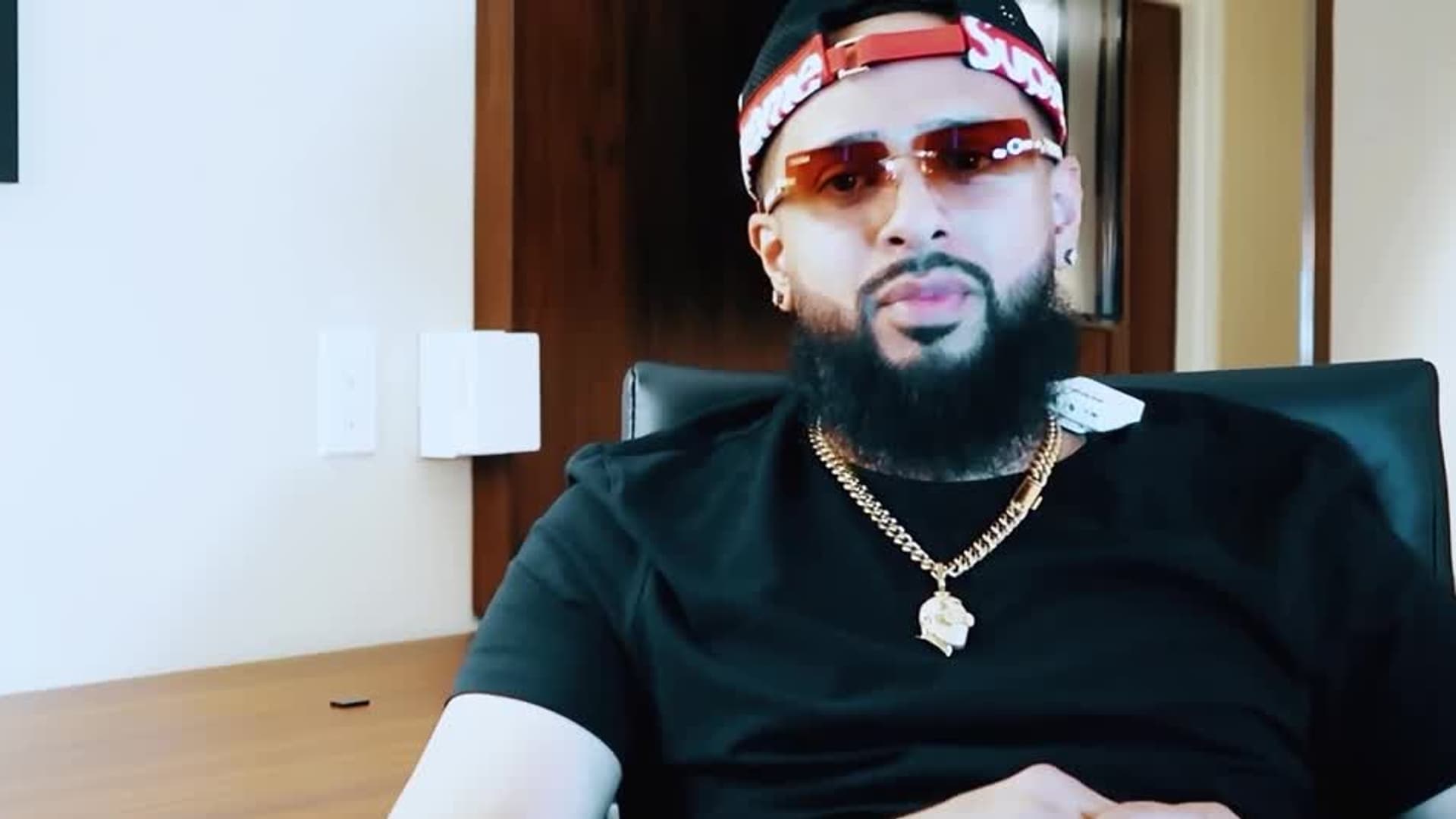 Watch Kutta Keyz: The Voice of the Yak (2023) - Free Movies | Tubi