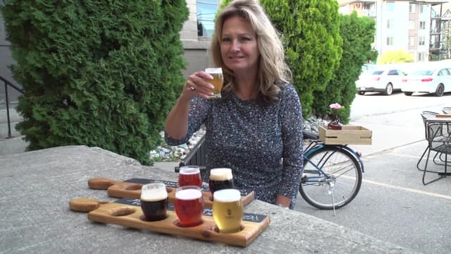 Watch Outta Town Adventures S04:E03 - Penticton - Free TV Shows | Tubi