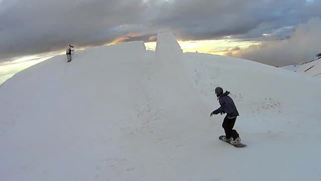 Watch Idiot TV S02:E14 - Episode 14 - Free TV Shows | Tubi