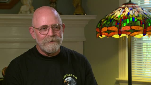 Watch Vanity Insanity S01:E06 - Buff Bagwell: Calf Implants Free TV | Tubi