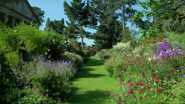 Watch Gardeners' World S09:E14 - Episode 14 - Free TV Shows | Tubi