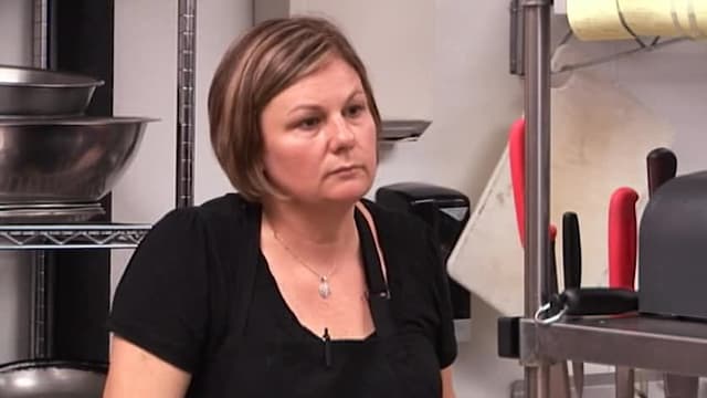 Watch Kitchen Nightmares S02:E01 - Hot Potato Cafe - Free TV Shows | Tubi