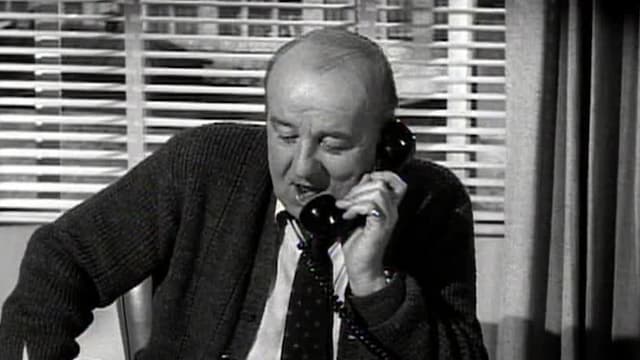 Watch My Favorite Martian S01:E07 - A Loaf of Bread, - Free TV Shows | Tubi