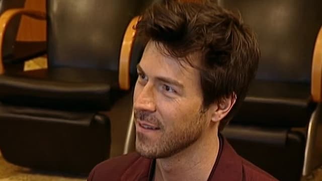 Watch Queer Eye S03:E10 - Ryan Moriarty - Free TV Shows | Tubi