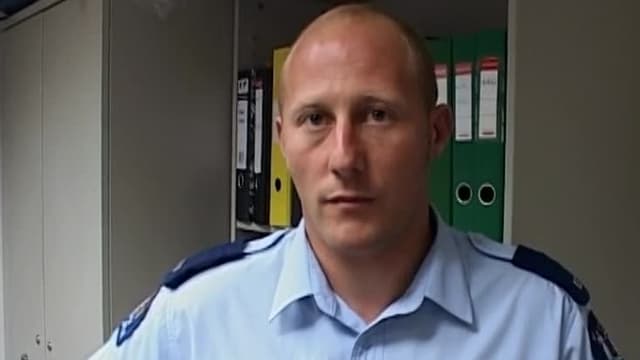 Watch Police Ten 7 S09:E07 - Episode 7 - Free TV Shows | Tubi