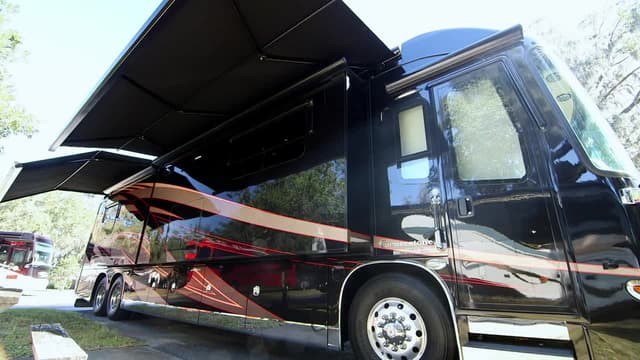 Watch Big Time RV S02:E07 - Complete RV Overhaul - Free TV Shows | Tubi