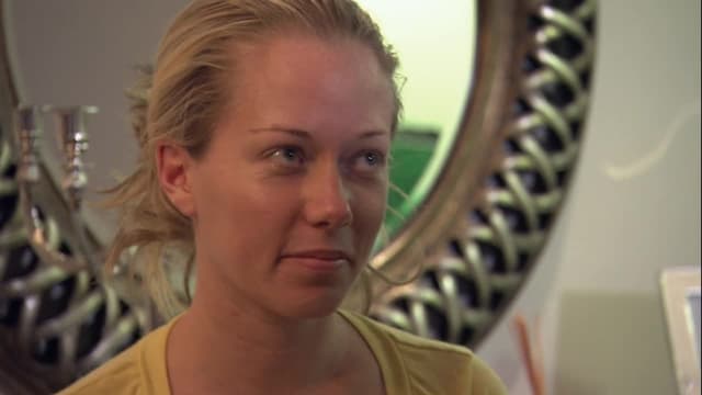 Watch Kendra S03:E02 - Let the Games Begin Free TV | Tubi