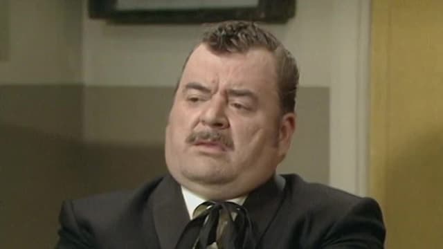 Watch Hi-De-Hi! S03:E02 - Carnival Time - Free TV Shows | Tubi