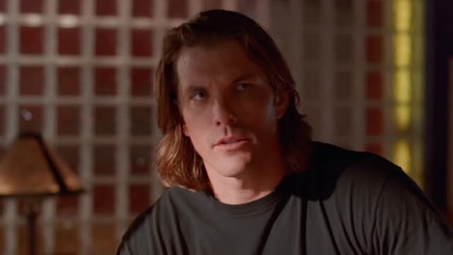 Watch NightMan S02:E21 - Nightwoman Returns - Free TV Shows | Tubi