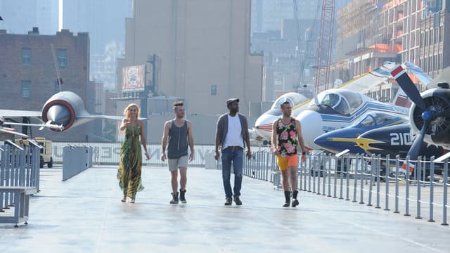 Watch Project Runway All Stars S02:E210 - All Stars - Free TV Shows | Tubi