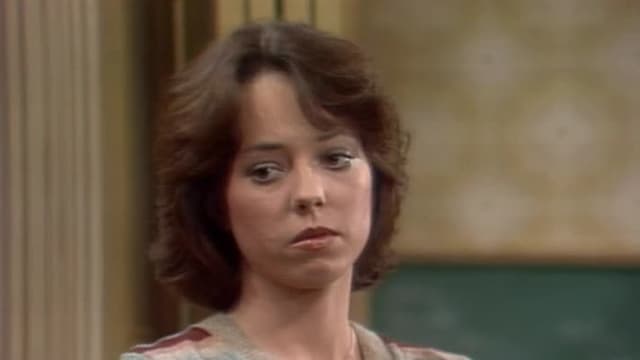 Watch One Day at a Time S03:E317 - The New Owner - Free TV Shows | Tubi