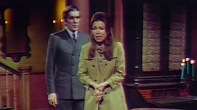 Watch Dark Shadows S19:E24 - Episode 965 - Free TV Shows | Tubi