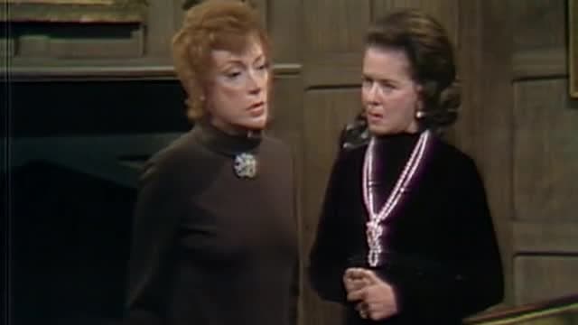 Watch Dark Shadows S18:E12 - Episode 910 - Free TV Shows | Tubi