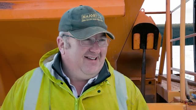 Watch Extreme Road Rescue S02:E03 - Episode 3 - Free TV Shows | Tubi