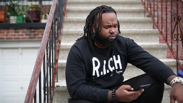 Watch Juicy S03:E02 - Don't Get Comfy - Free TV Shows | Tubi