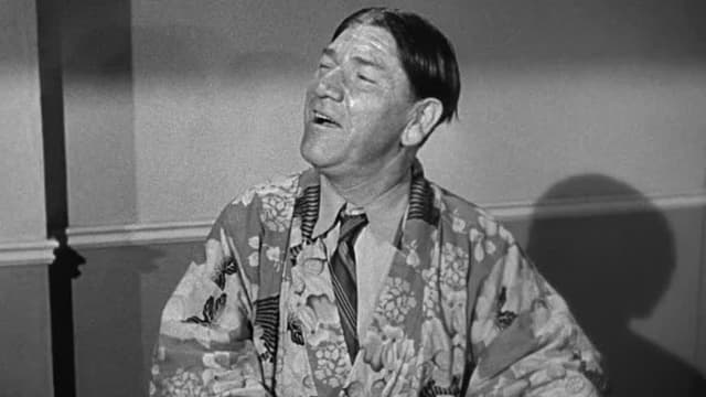 Watch The Three Stooges+ Comedy Gold Standard S04:E35 - Scrambled ...