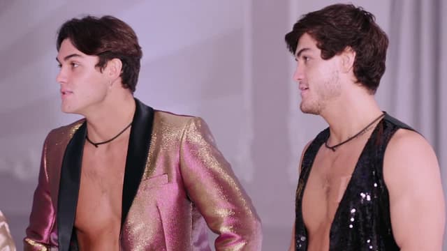 Watch Kevin Hart: What the Fit S03:E03 - Ballroom Dancing With the ...