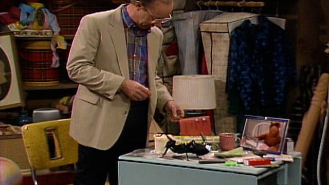 Watch ALF S03:E16 - Running Scared Free TV | Tubi