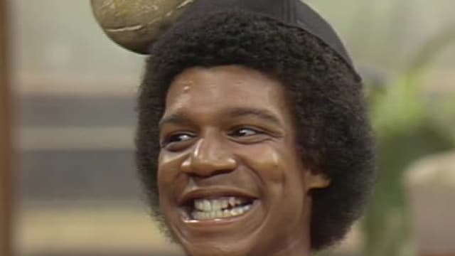 Watch What's Happening!! S03:E14 - Dwayne's Dream - Free TV Shows | Tubi