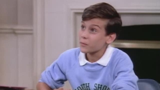 Watch Major Dad S01:E07 - Robin's Awakening Free TV | Tubi