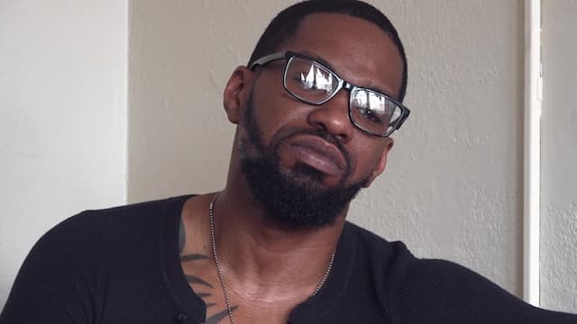 Watch Dark Horse S02:E01 - Episode 1 Free TV | Tubi