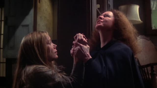 Watch CARRIE (1976) Trailer (1976) - Free Movies | Tubi