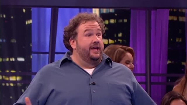 Watch Deal or No Deal S02:E33 - Episode 33 - Free TV Shows | Tubi