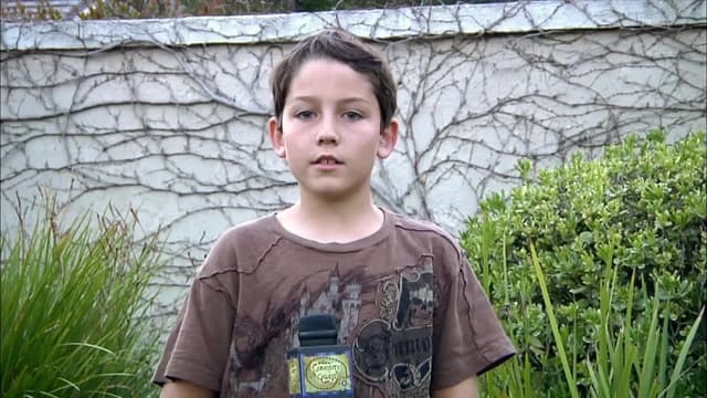 Watch Curiosity Quest Season 5 - Free TV Shows | Tubi