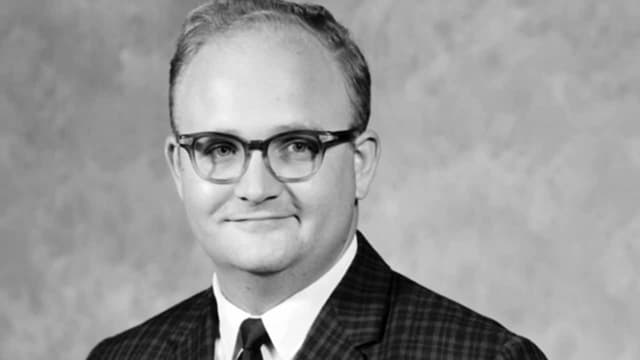 Watch The Apollo Chronicles S01:E01 - Into the Unknown Free TV | Tubi