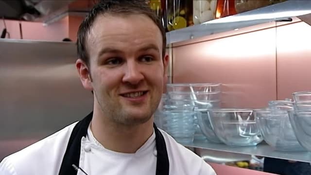 Watch Great British Menu S05:E24 - Wales Dessert - Free TV Shows | Tubi