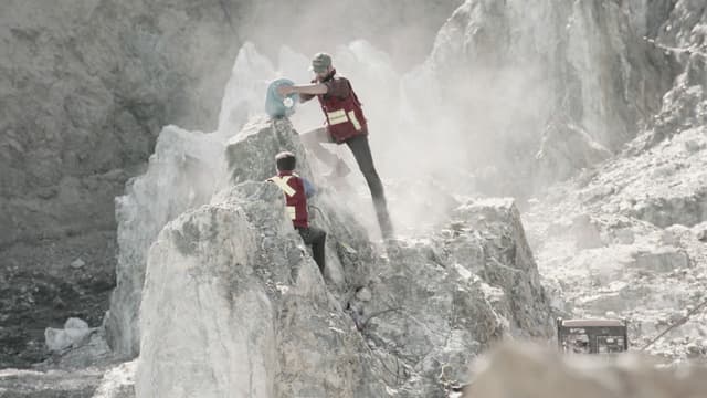 Watch Jade Fever S03:E02 - Breakdowns and Meltdowns Free TV | Tubi