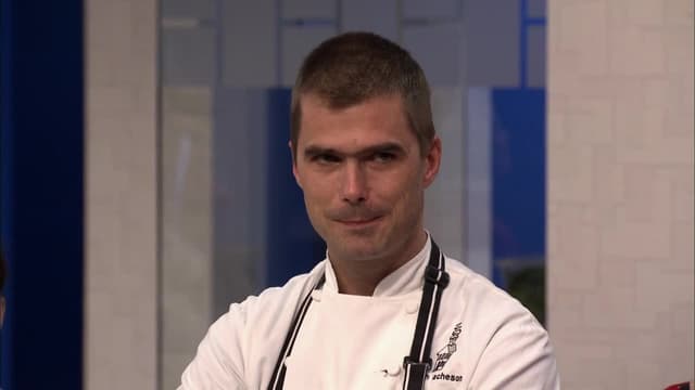 Watch Top Chef Masters S03:E03 - Diners to Donors - Free TV Shows | Tubi
