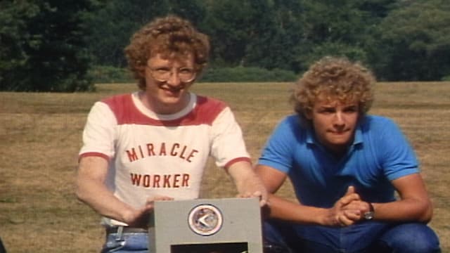 Watch Edison Twins S02:E08 - Boom Boom Edison - Free TV Shows | Tubi