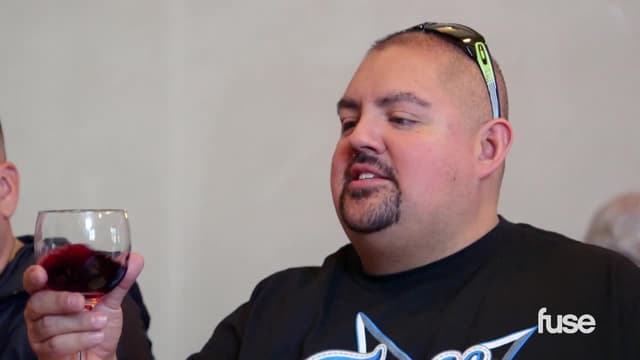Watch Fluffy's Food Adventures S02:E02 - Bakersfield - Free TV Shows | Tubi