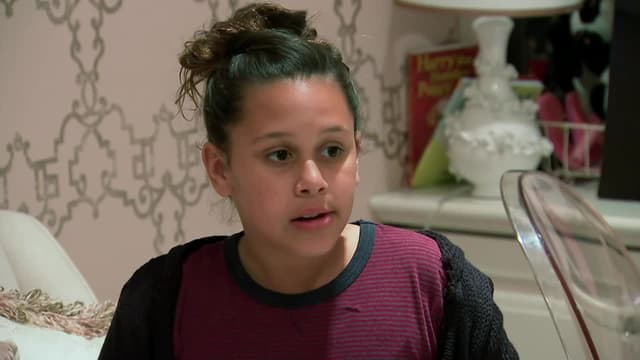 Watch Leah Remini: It's All Relative S02:E14 - The Camera Doesn't Lie ...