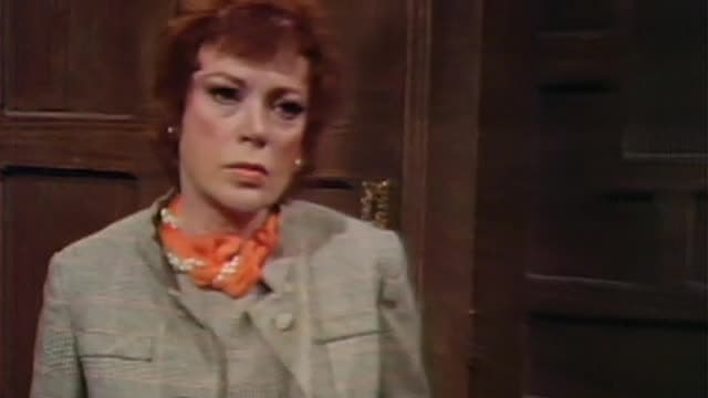 Watch Dark Shadows S18:E21 - Episode 922 - Free TV Shows | Tubi
